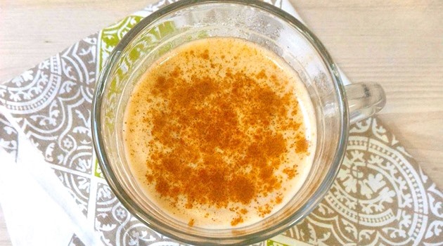 Receita de chai latte (chá indiano com especiarias e leite ...