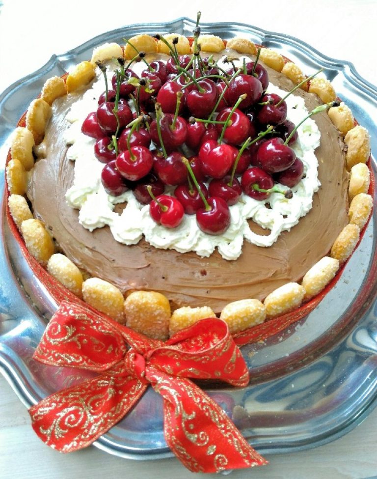 Torta charlotte de chocolate e doce de leite – COZINHANDO PARA 2 OU 1