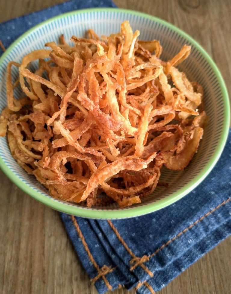 Como fazer crisps de cebola (cebola crocante) – COZINHANDO PARA 2 OU 1